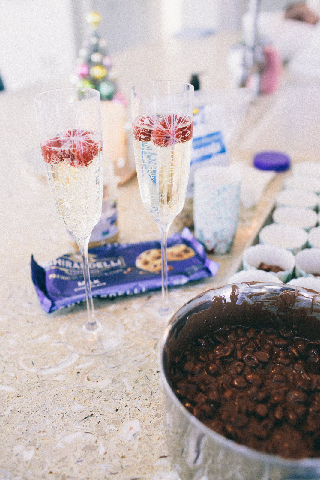 Easy Chocolate Peanut Butter Nut Clusters Holiday Recipe - Sequins ...
