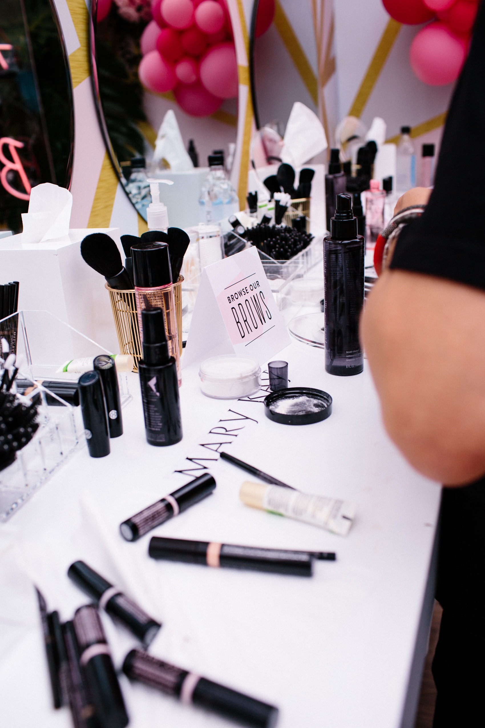 How to Achieve Perfect Eyebrows + Tips from A Professional — Hello ...